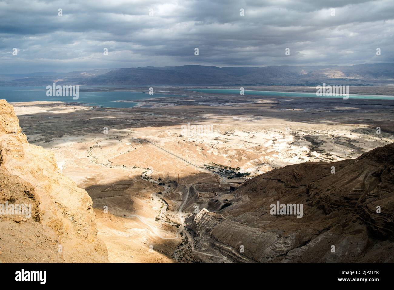 Ruins of a Roman fort seen from the ancient Masada fortress Stock Photo ...