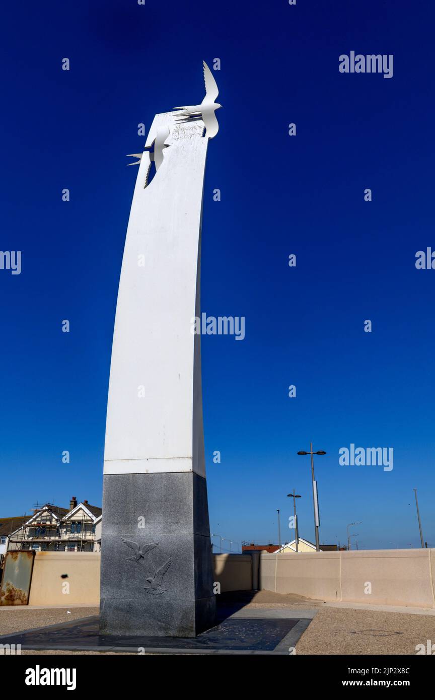 Stephen broadbent sculpture hi-res stock photography and images - Alamy