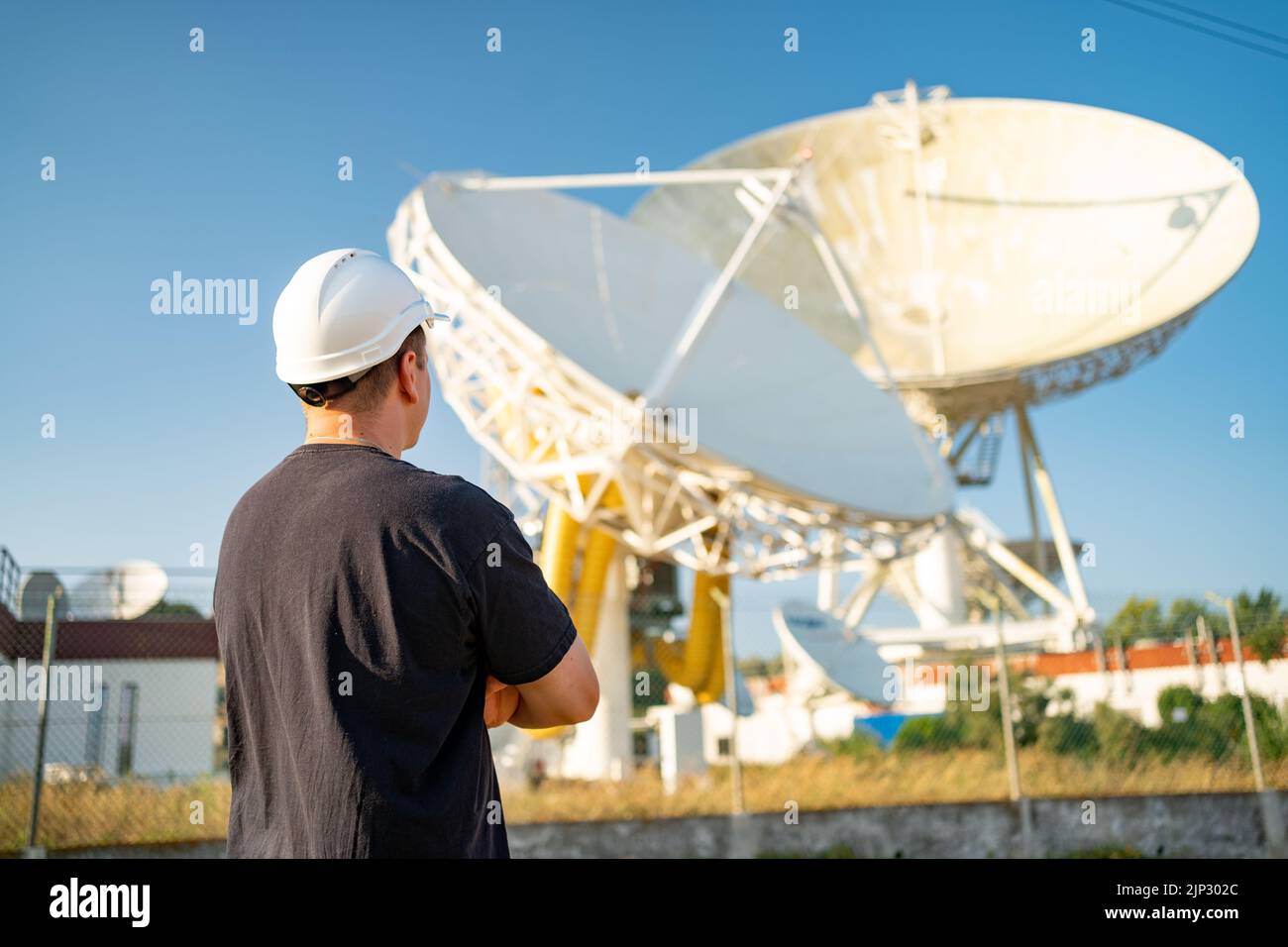 Earth based telescope hi-res stock photography and images - Alamy