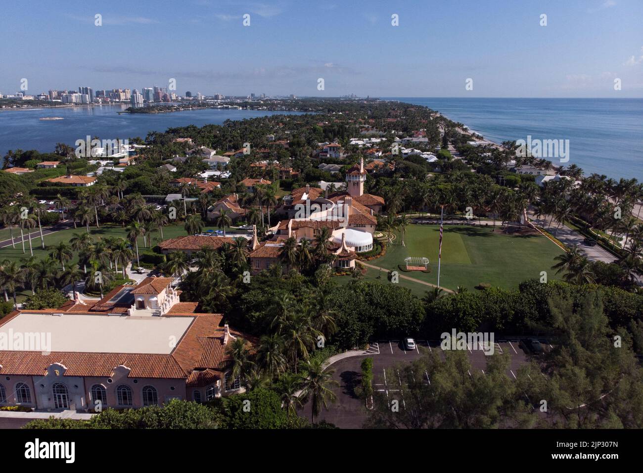 Mar a lago aerial hi-res stock photography and images - Alamy