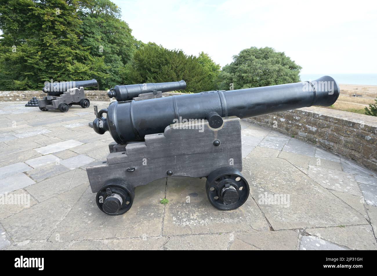 Cannon on the ramparts of an English Artillery Fortress Stock Photo - Alamy