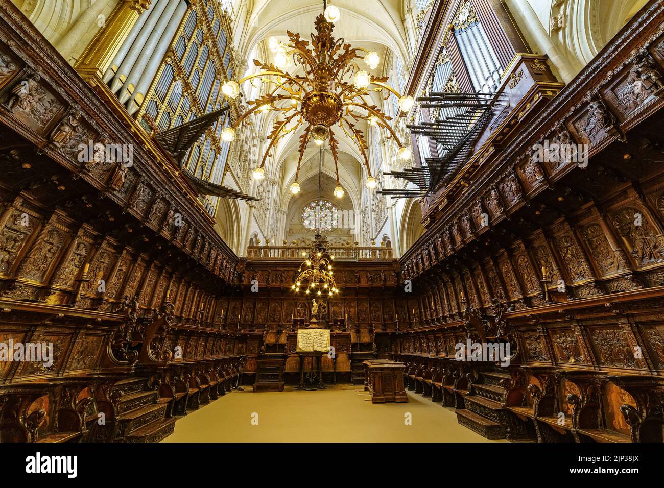 Gothic style choir of Burgos cathedral Stock Photo - Alamy