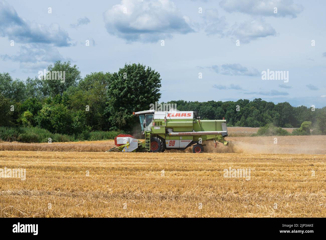 Class combine harvester hi-res stock photography and images - Alamy