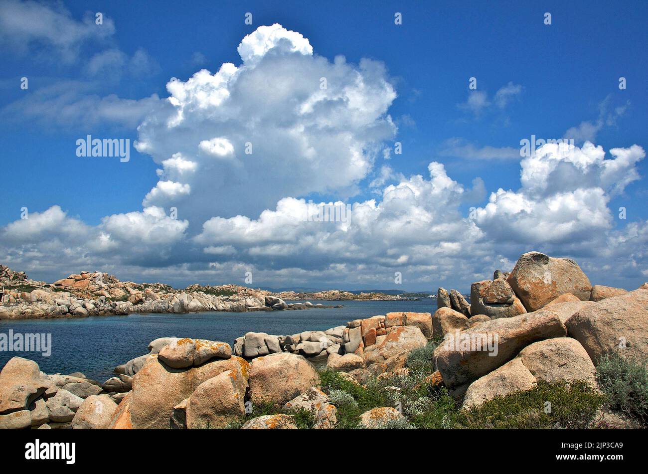 Lavezzi islands hi-res stock photography and images - Alamy