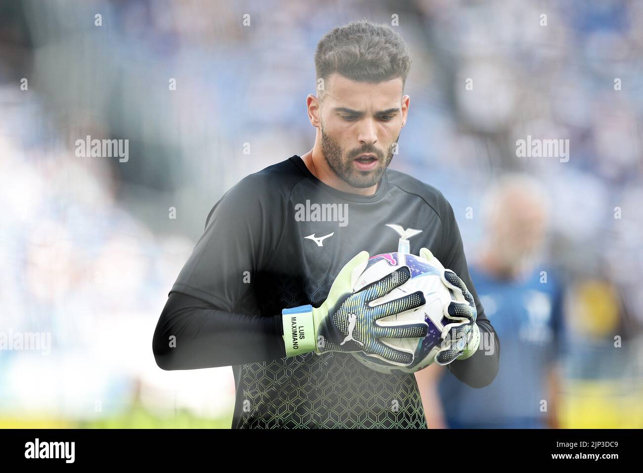 Luis Maximiano goalkeeper of Lazio warming up before the Italian ...
