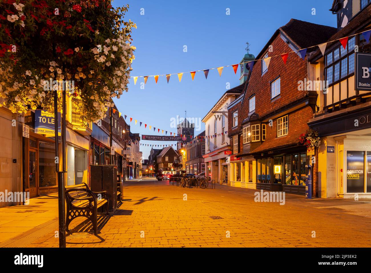 Evening on the High Street in Salisbury, Wiltshire, England Stock Photo ...