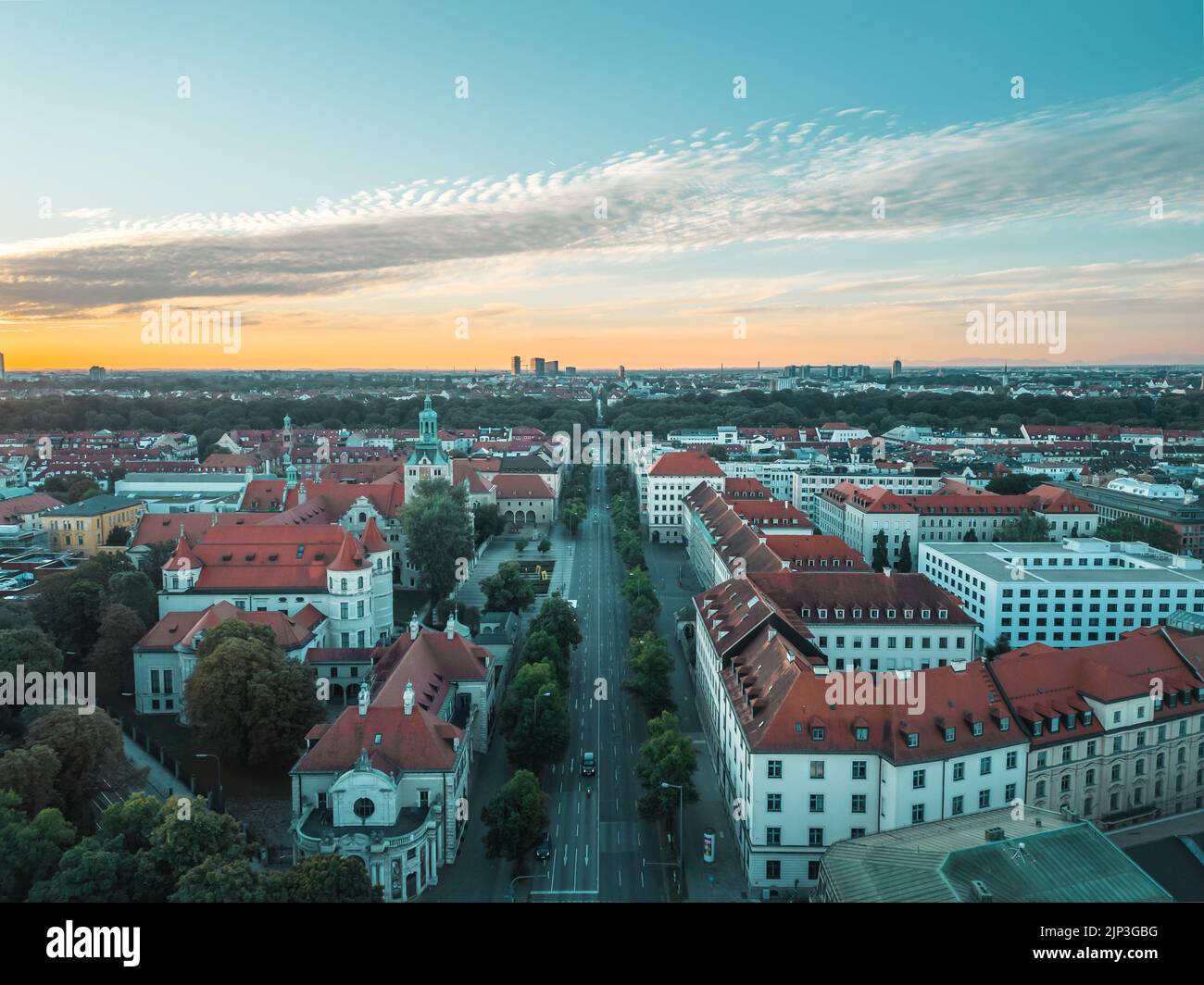 Drone flies over city munich hi-res stock photography and images - Alamy