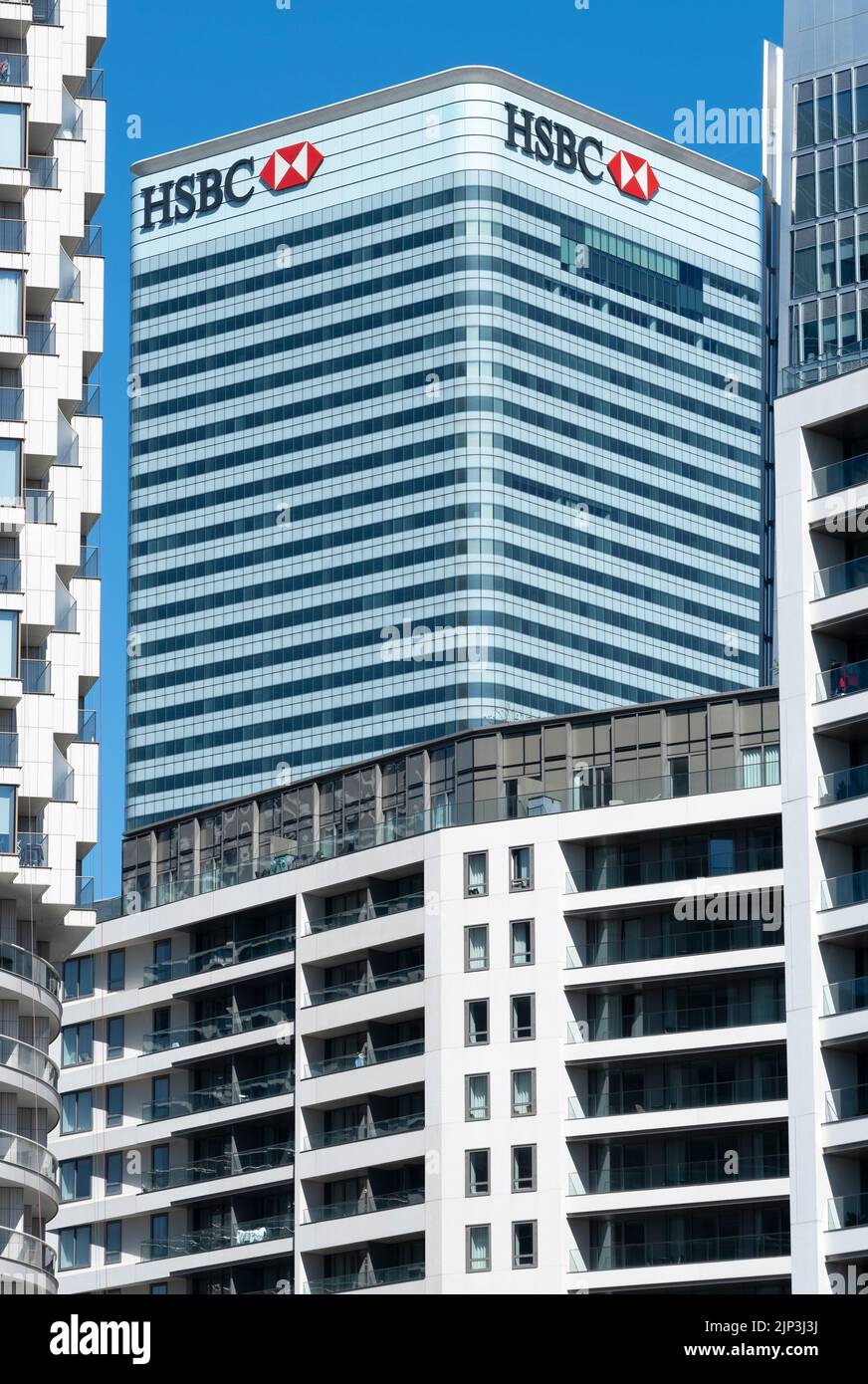Low angle view of the HSBC Group building located at Canary Wharf in London's Docklands district ...