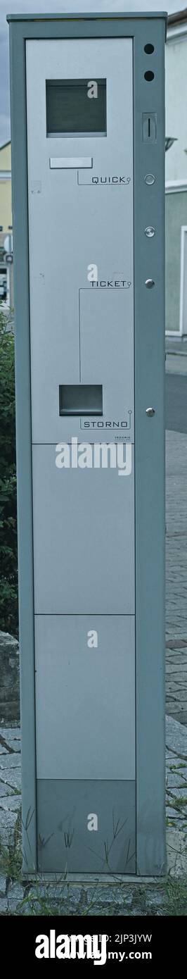 Old ticket machine parking hi-res stock photography and images - Alamy