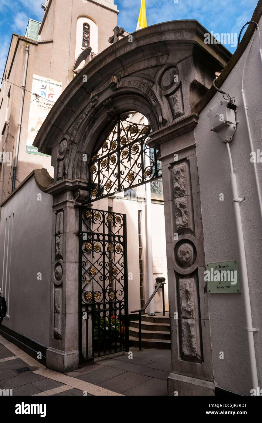 Round arch gateway to St. Theresa's Carmelite Church on Clarendon ...