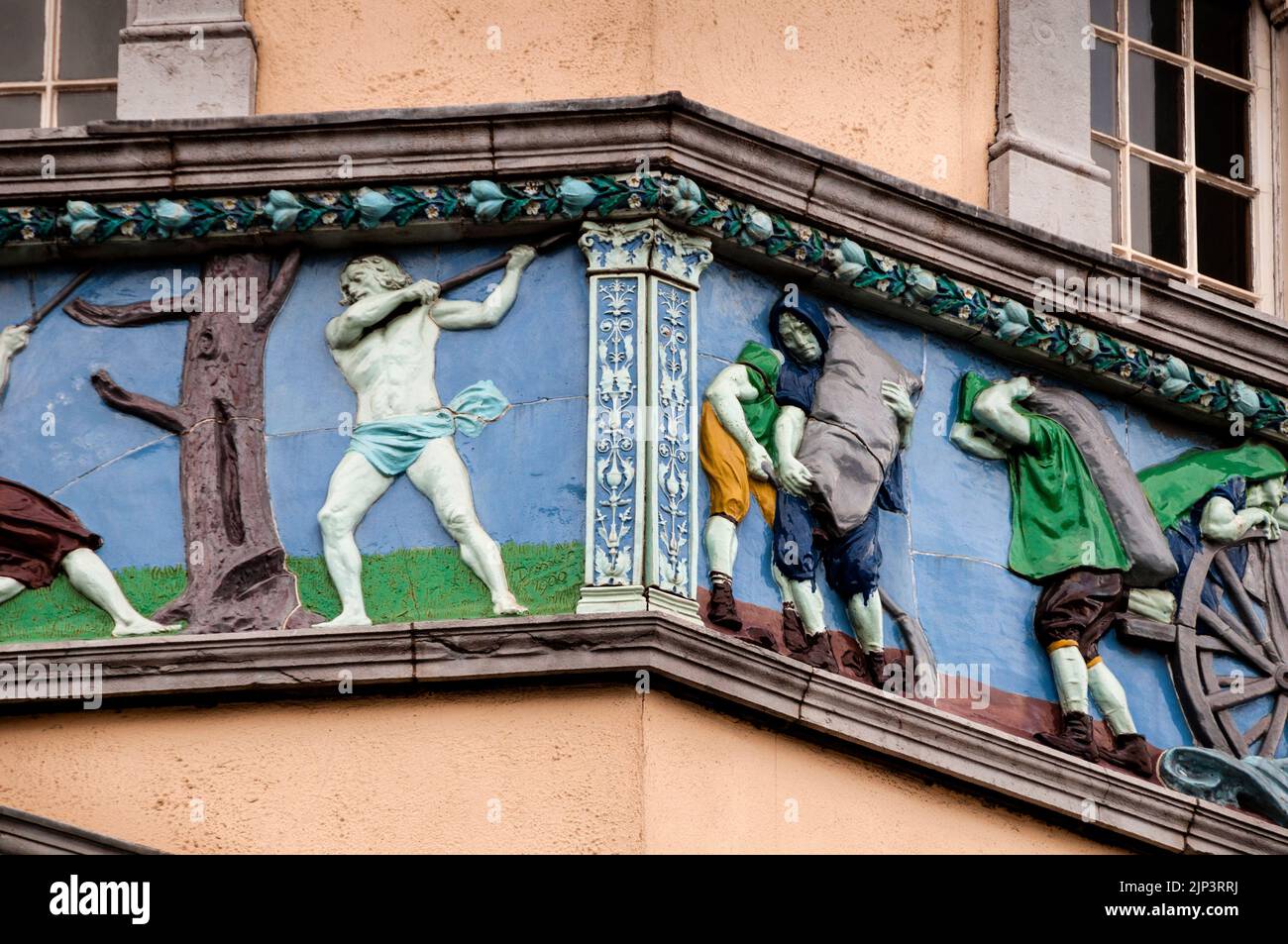Bas-relief sculpture friezes on the facade of Sunlight Chambers in ...