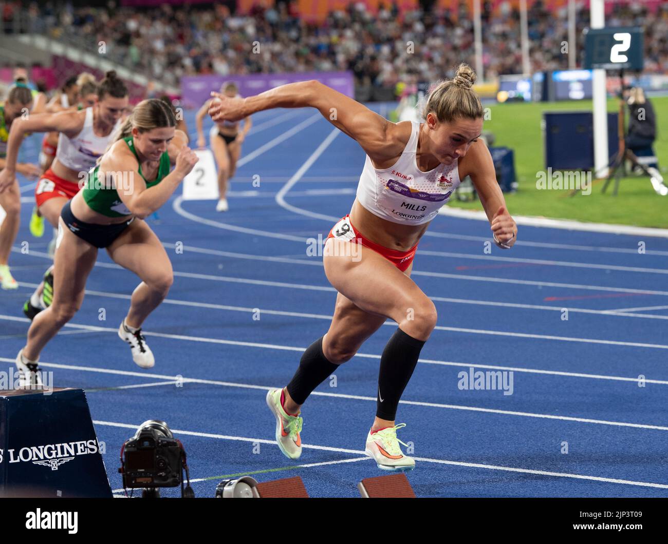 Holly Mills of England competing in the women's 800m heptathlon at the ...