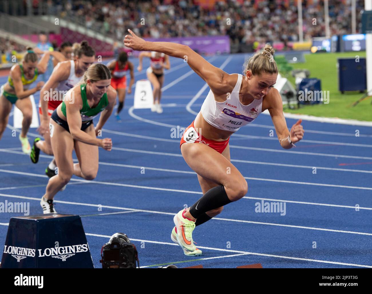 Holly Mills of England competing in the women's 800m heptathlon at the ...