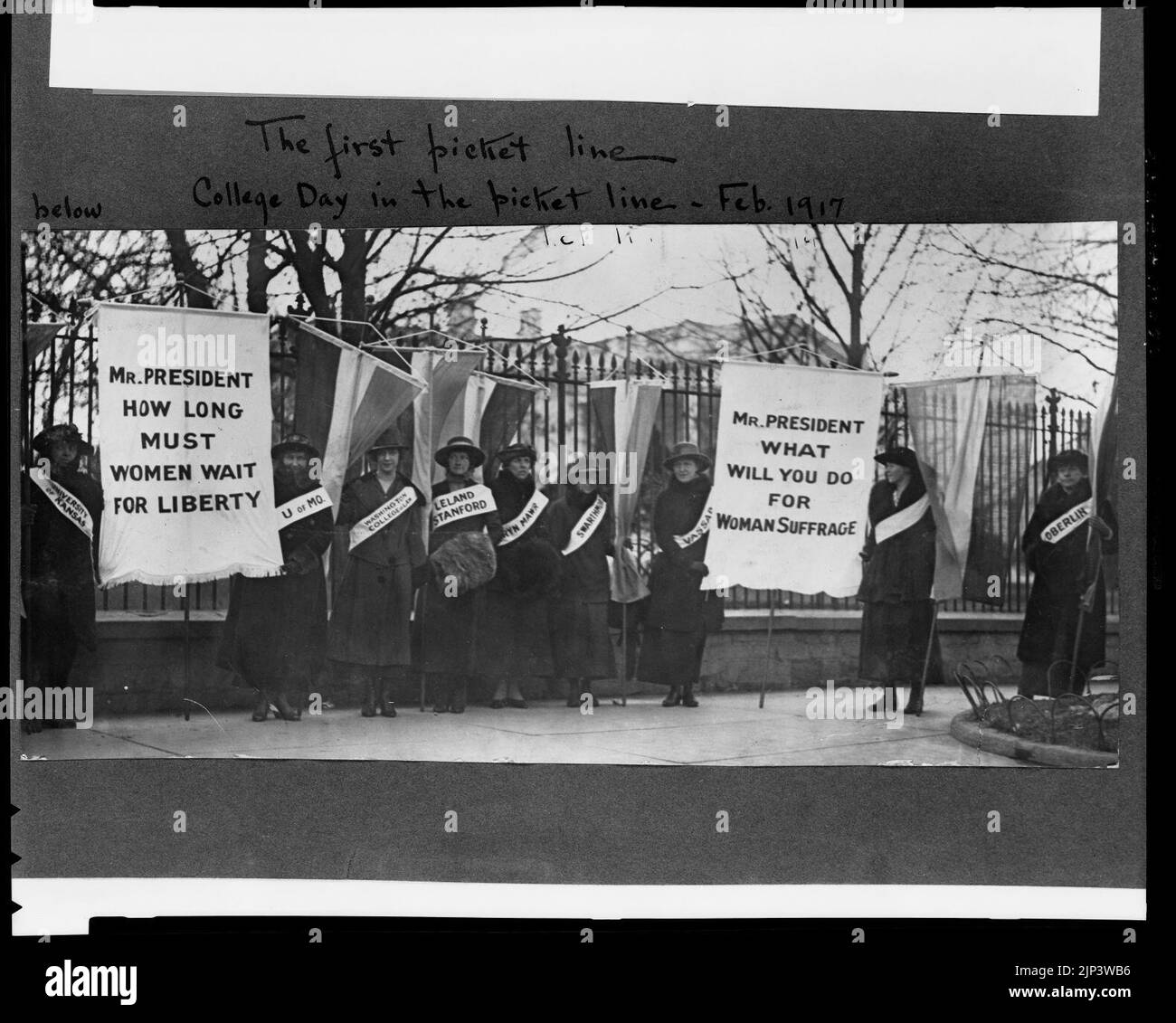 The first picket line - College day in the picket line Stock Photo - Alamy