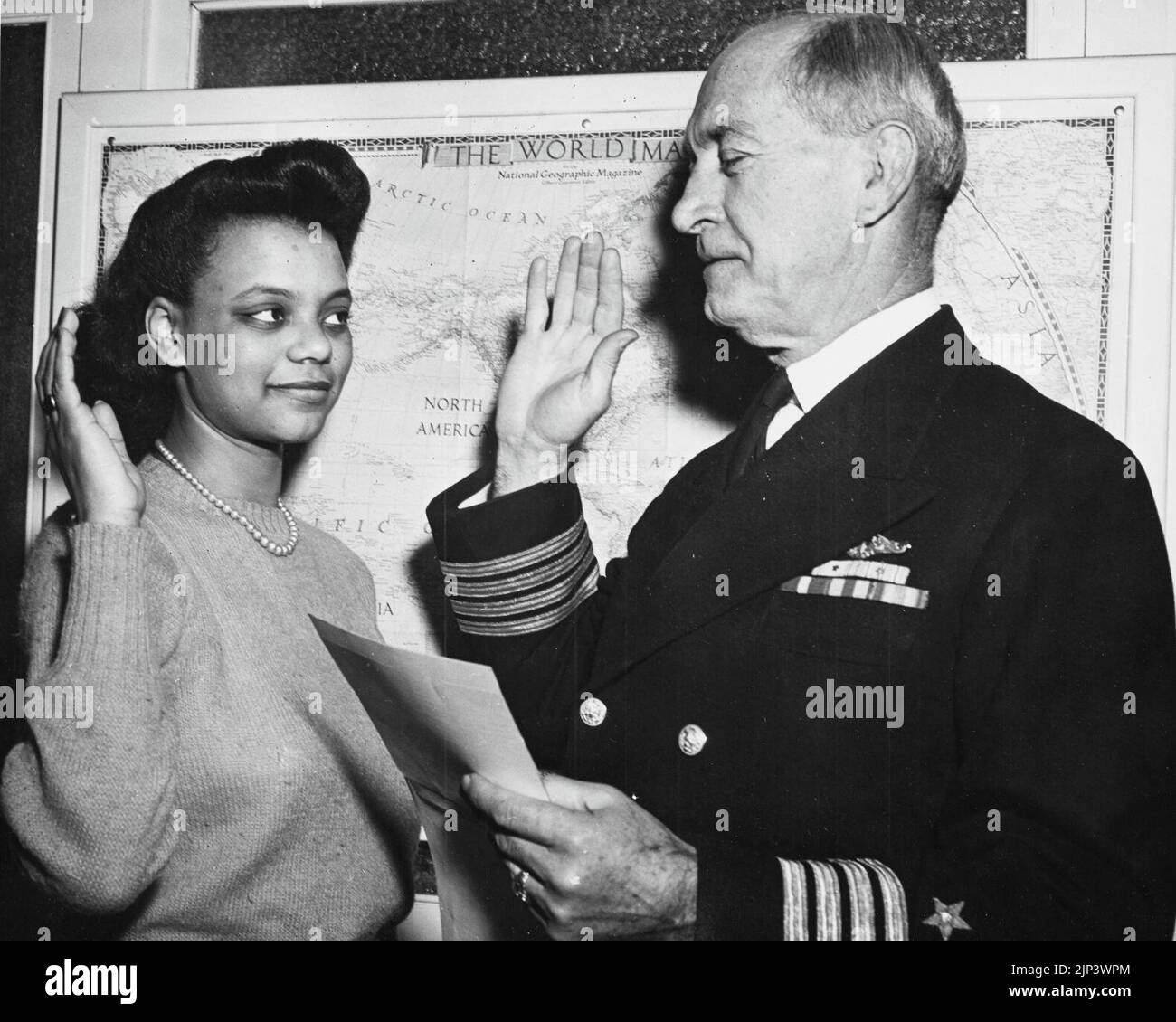 The first WAVES of African-American descent is sworn in at the U.S ...