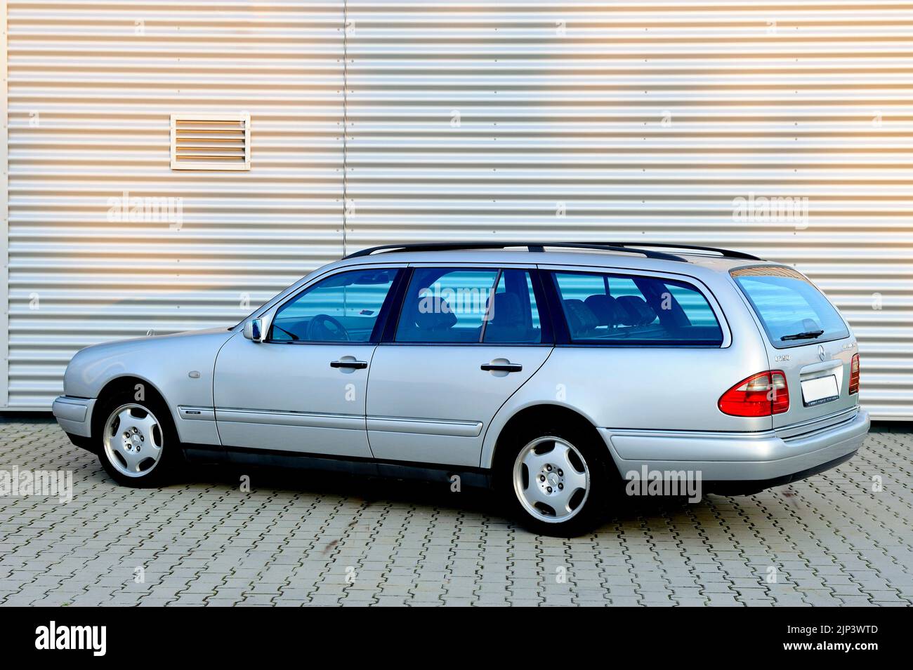 Mercedes-Benz W 210, used car, Mercedes Benz, classic, family ...