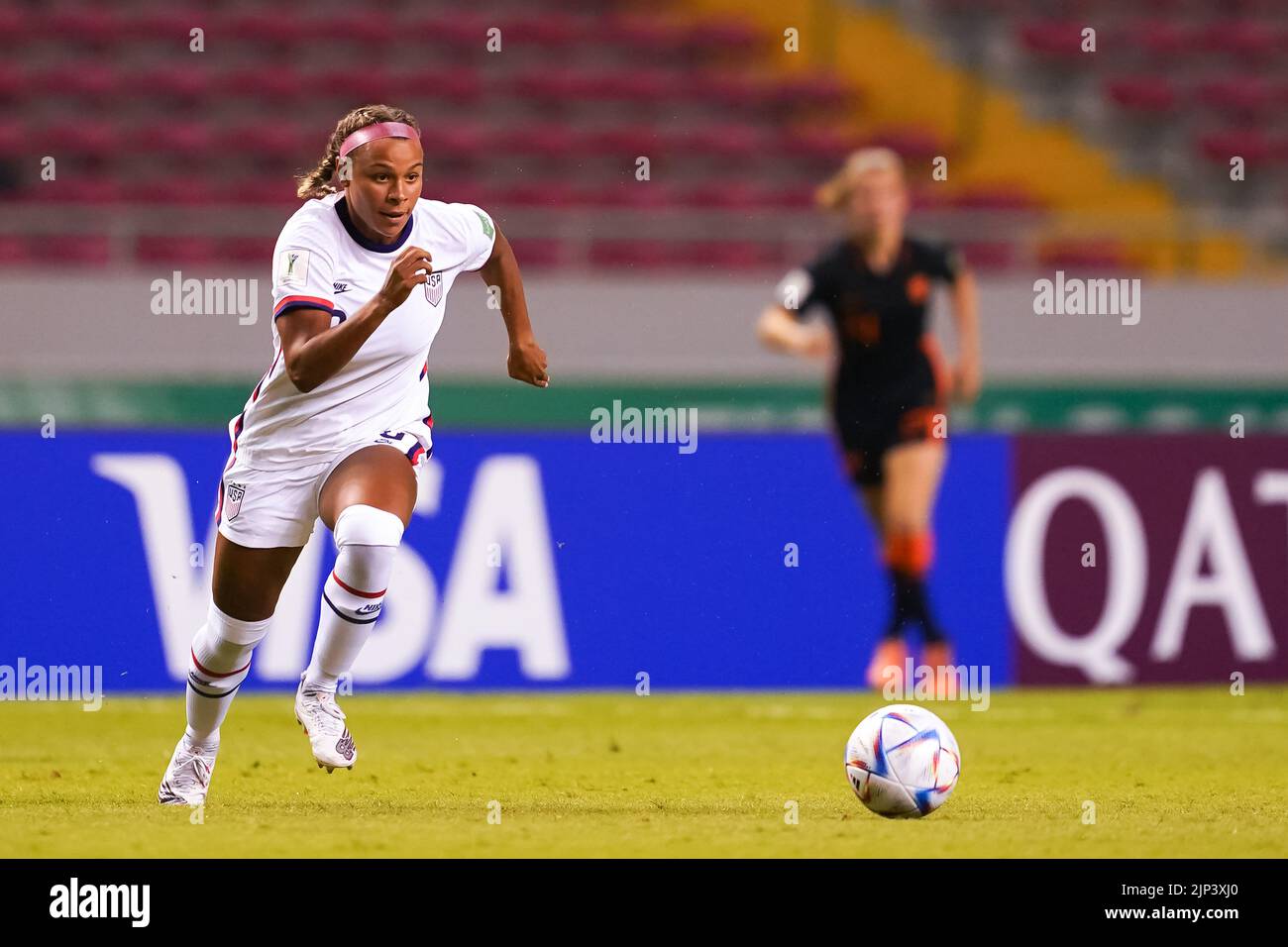 Michelle cooper hi-res stock photography and images - Alamy