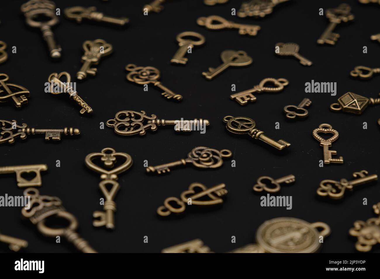 Bronze keys ornamental keys for clocks and treasure boxes with unique ...