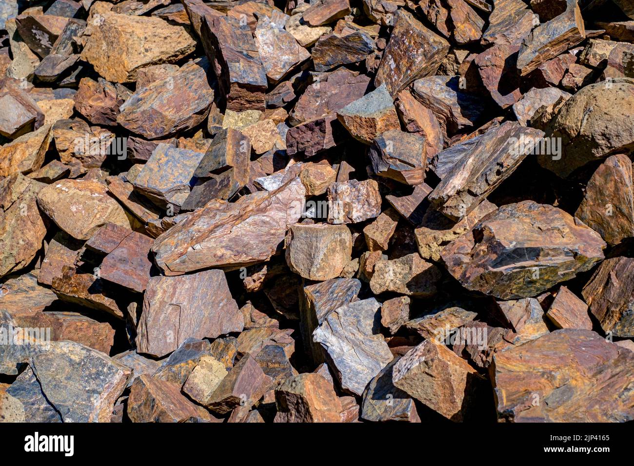 Shiny gold rock closeup view hi-res stock photography and images - Alamy