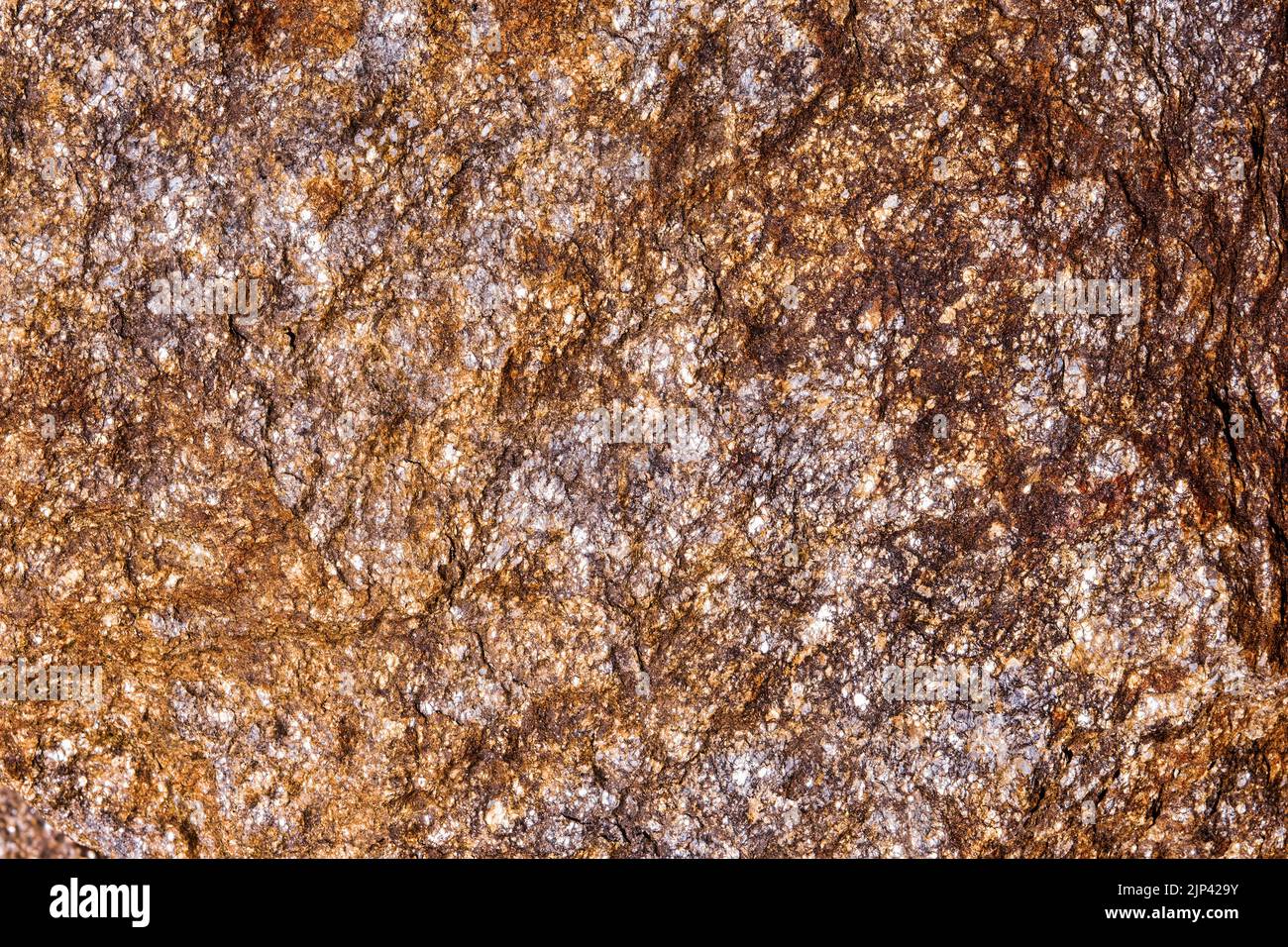 stone with iron ore and quartz Stock Photo - Alamy