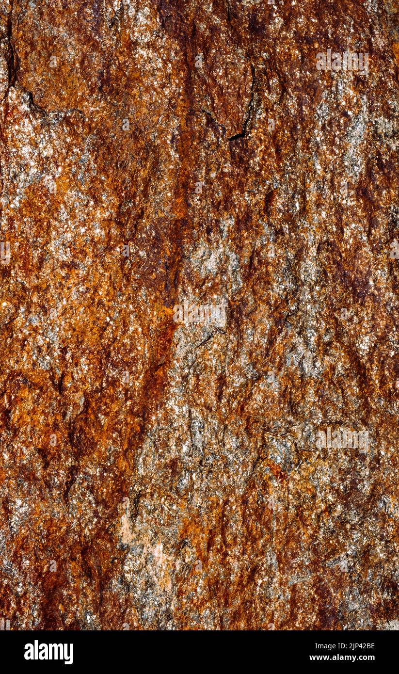 stone with iron ore and quartz Stock Photo - Alamy