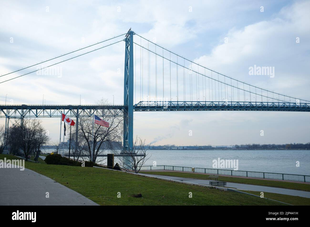 Windsor waterfront hi-res stock photography and images - Alamy