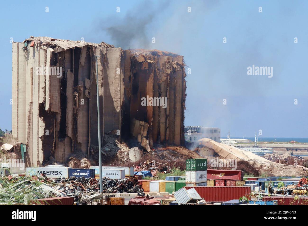 Beirut, Lebanon. 15th Aug, 2022. Smoke and fire come out from semi ...