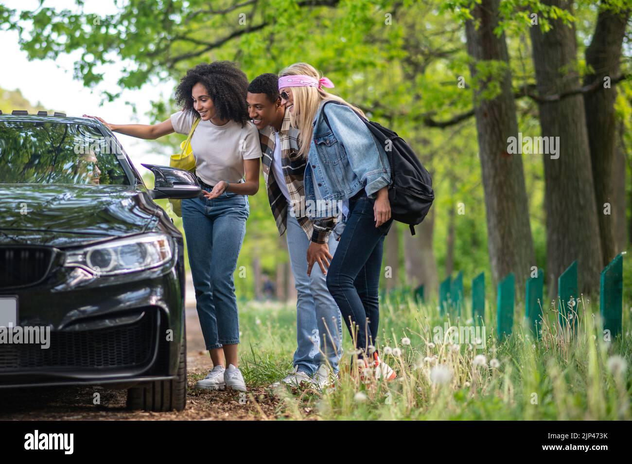 Group young people stopping hi-res stock photography and images - Alamy