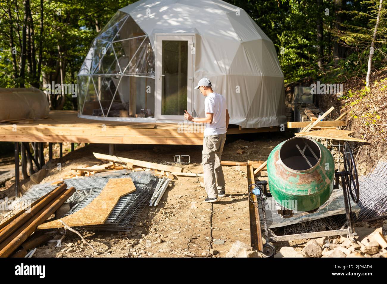 the master builds the dome, private and multi-storey buildings Stock ...