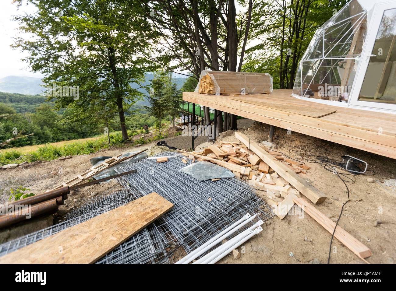 Prefabricated construction process hi-res stock photography and images ...