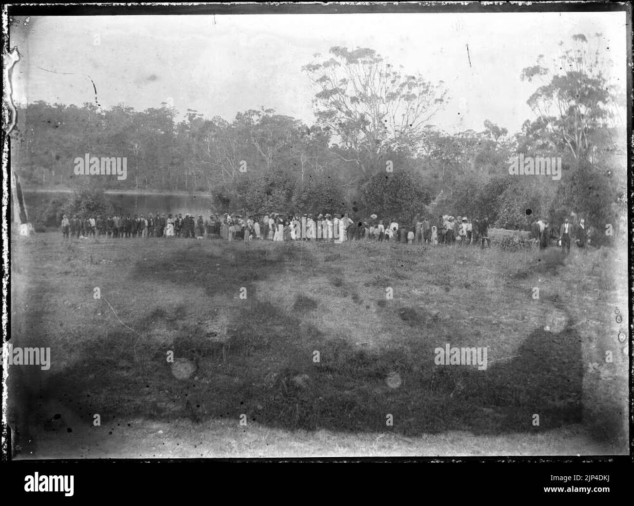 The funeral of Queen Narelle, wife of King Merriman at Wallaga Lake ...