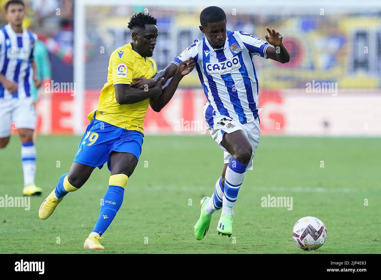 Cadiz CF's Mamady Diarra (l) and Real Sociedad's Mohamed-Ali Cho during ...