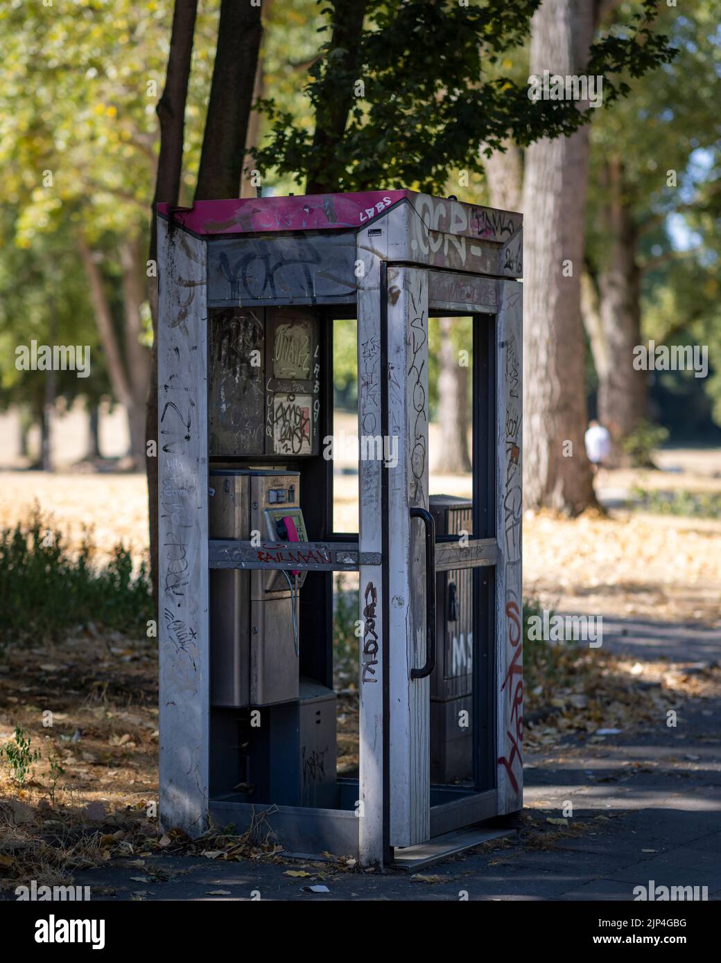 German telephone booth hi-res stock photography and images - Alamy
