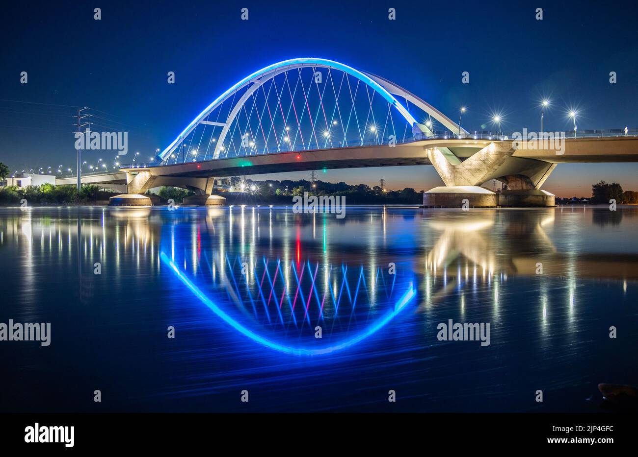 The Lowry Bridge in Minneapolis, Minnesota lit up at night Stock Photo ...