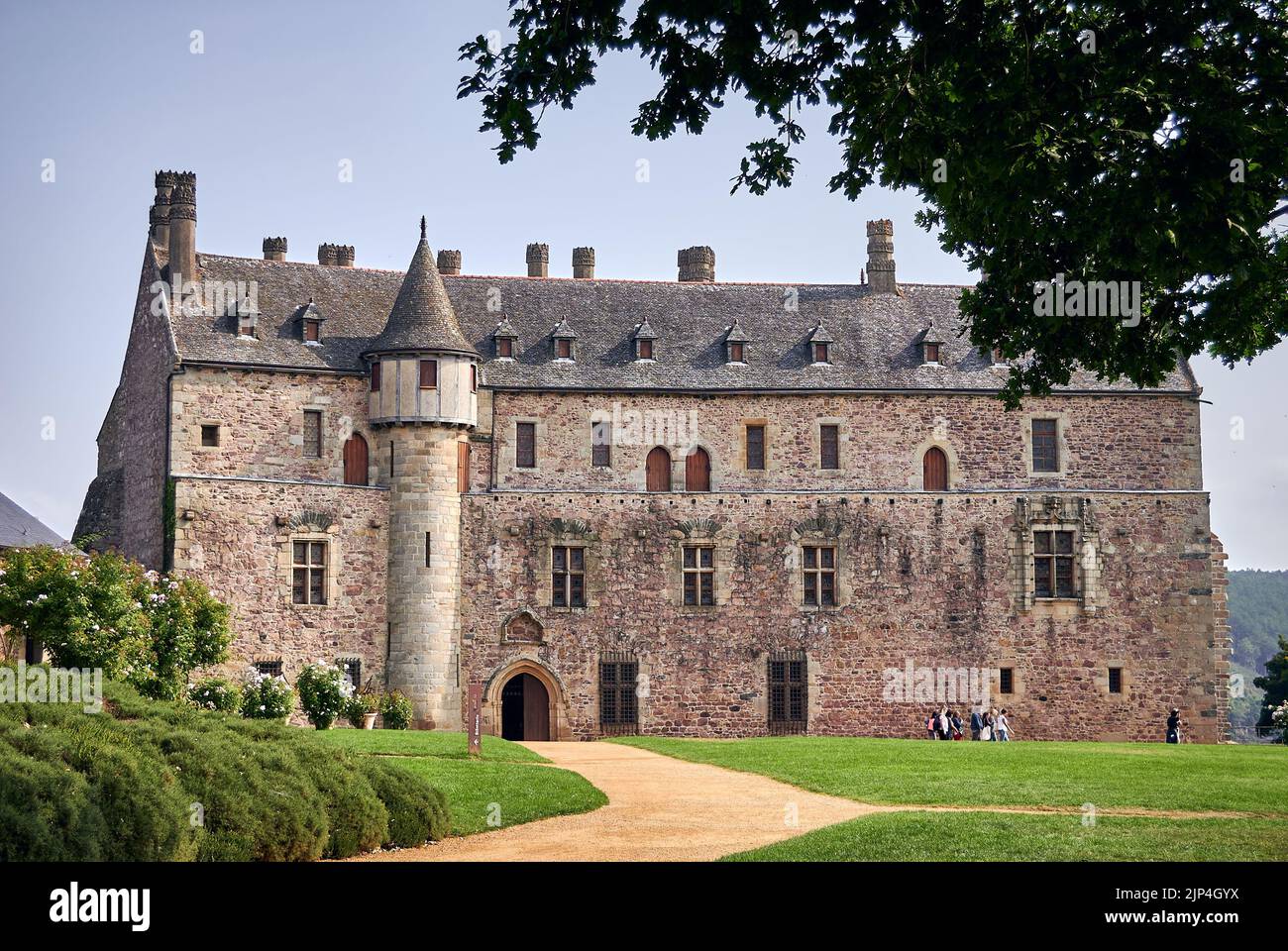 Medieval fortified manor house hi-res stock photography and images - Alamy