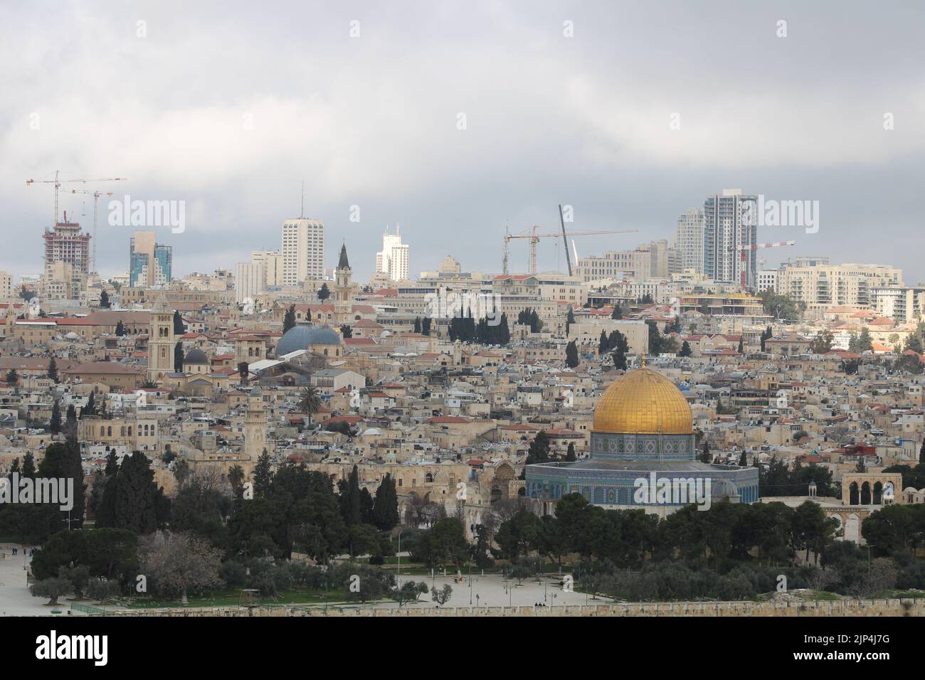 Construction of the jerusalem temple hi-res stock photography and ...