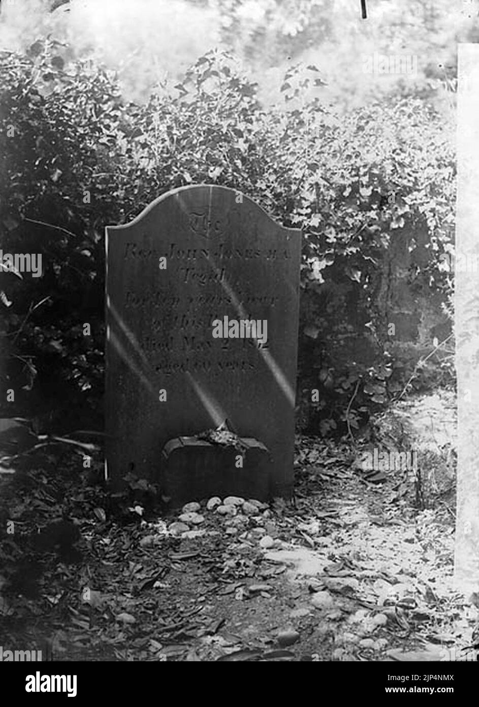 The grave of Revd John Jones (Tegid, 1792-1852), Nanhyfer Stock Photo - Alamy