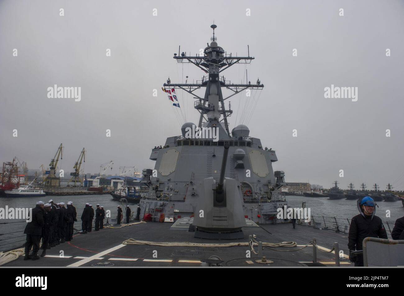 The guided missile destroyer USS Truxtun (DDG 103) prepares to pull ...
