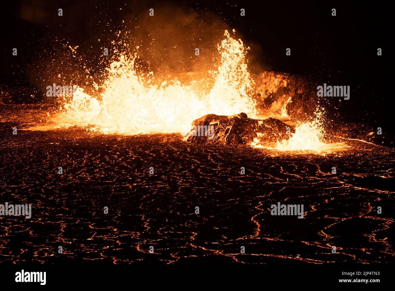 Meradalir Eruption of Fagradalsfjall Volcano in Iceland 2022 Stock ...