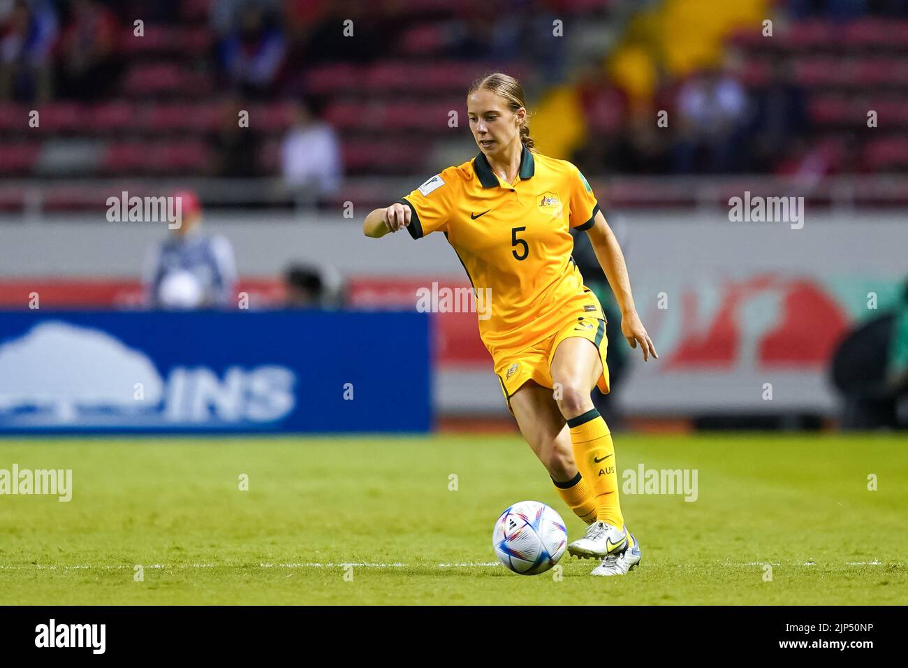 Sarah hunter 2022 hi-res stock photography and images - Alamy