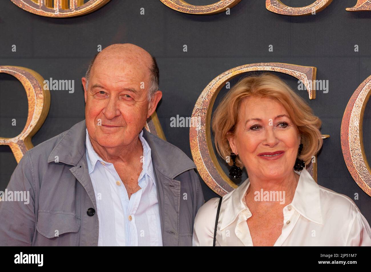 London, UK. 15 August 2022. Cast member (L) David Horovitch and partner ...