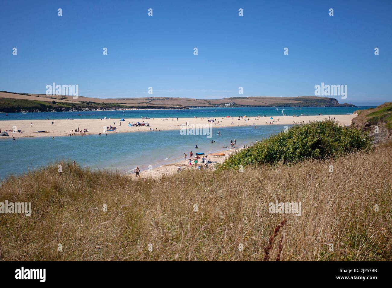 Rock Beach. Cornwall, England Stock Photo - Alamy
