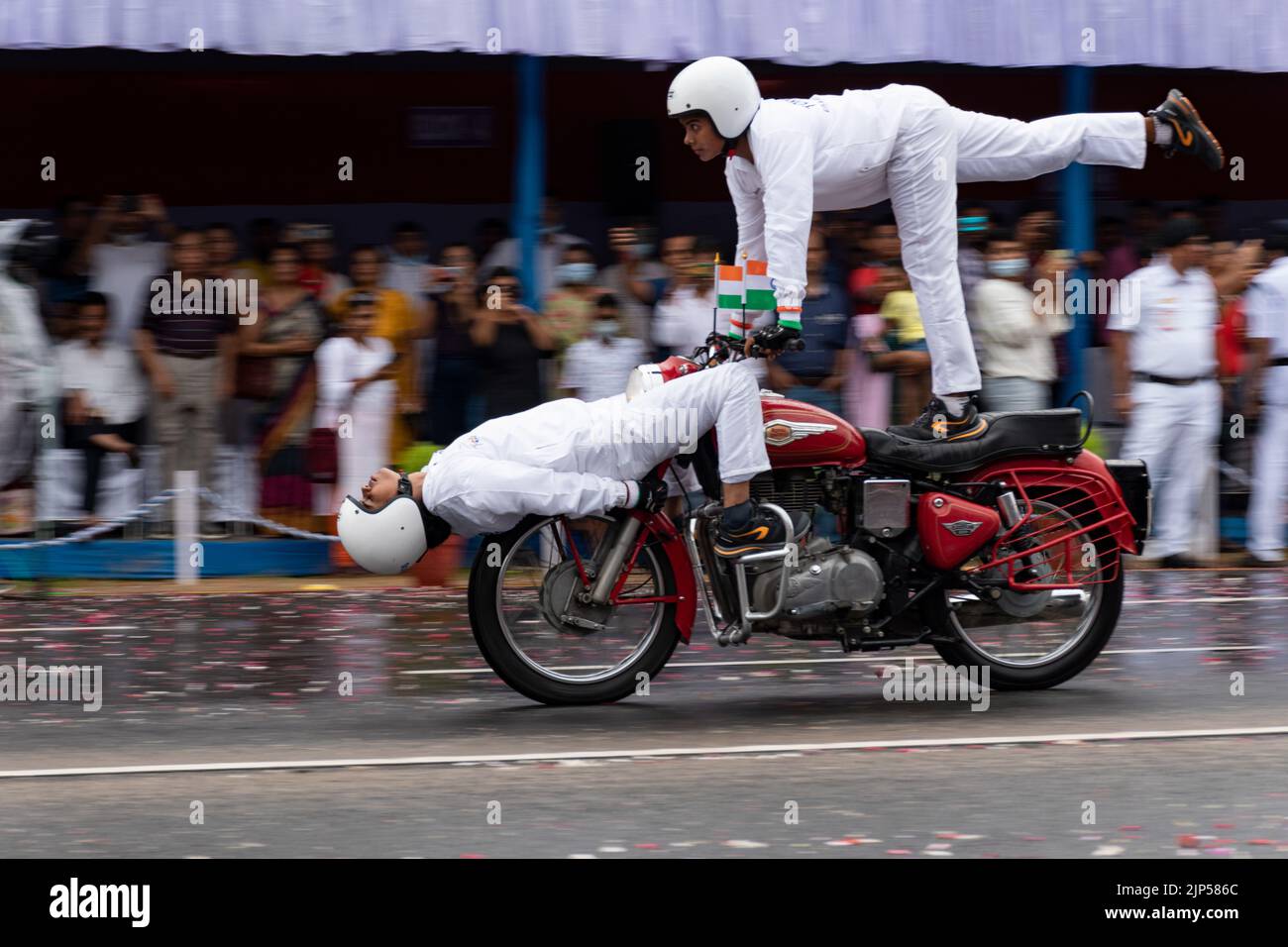 India independence day stunts hi-res stock photography and images - Alamy