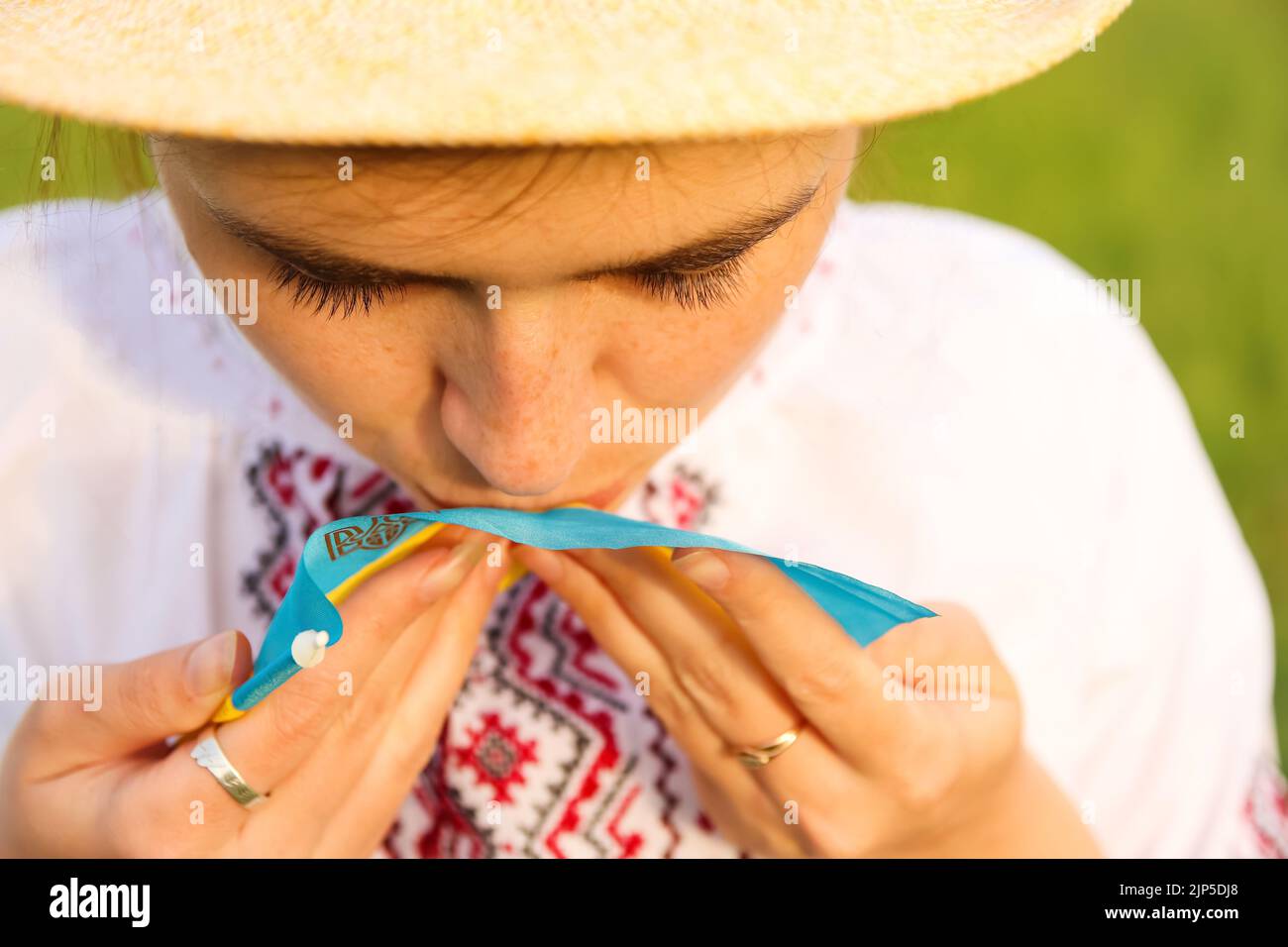 Defocus young ukrainian woman portrait. Meadow nature background ...