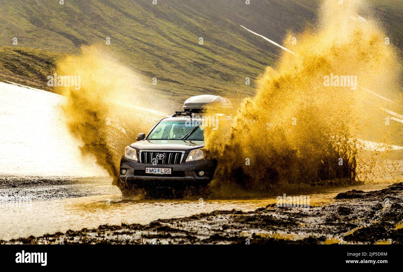 Mud splash hi-res stock photography and images - Alamy