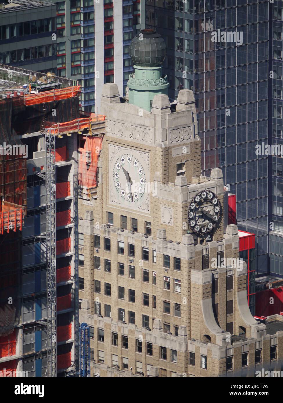 New york paramount theatre hi-res stock photography and images - Alamy
