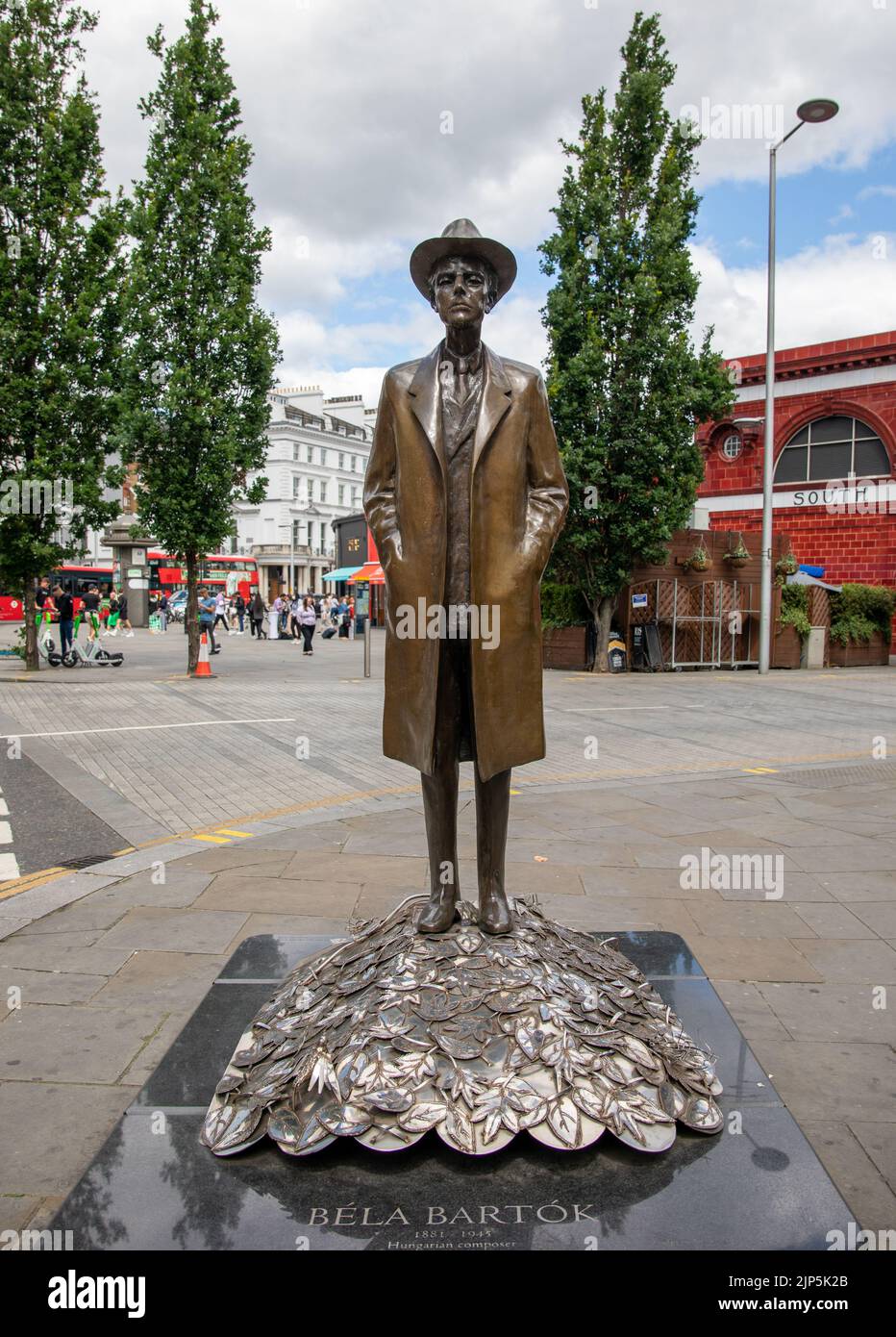 A sculpture of Bela Bartok the Hungarian composer in Onslow Square by ...