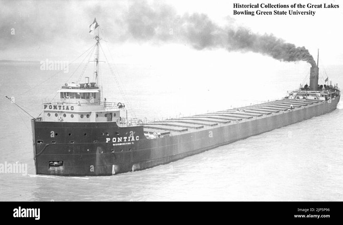 The laker Pontiac underway in Lake St. Clair Stock Photo - Alamy