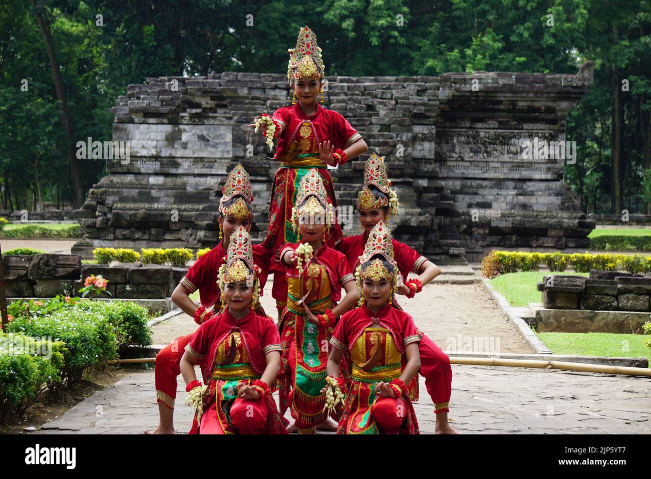 Indonesian dancer with the traditional costume is ready to perform to ...