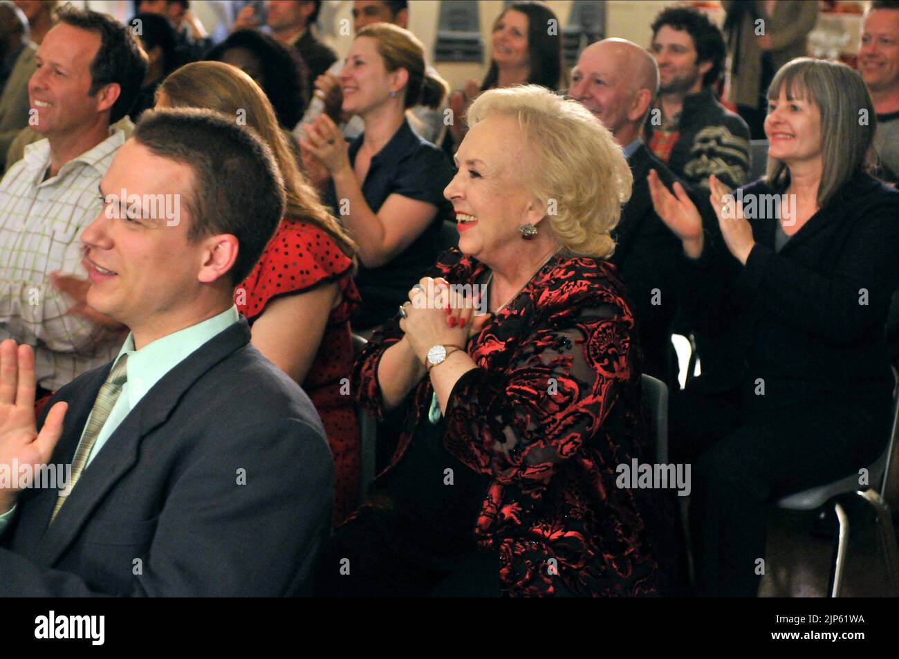 DORIS ROBERTS, MRS. MIRACLE, 2009 Stock Photo - Alamy